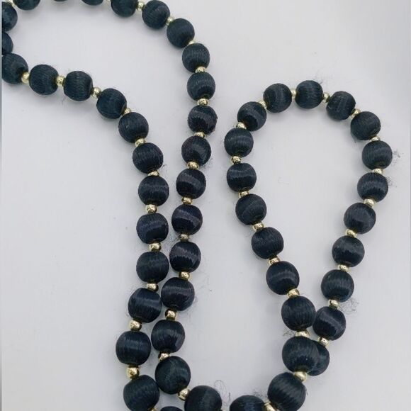 Vintage | Jewelry | Vintage Threadwrapped Necklace | Poshmark